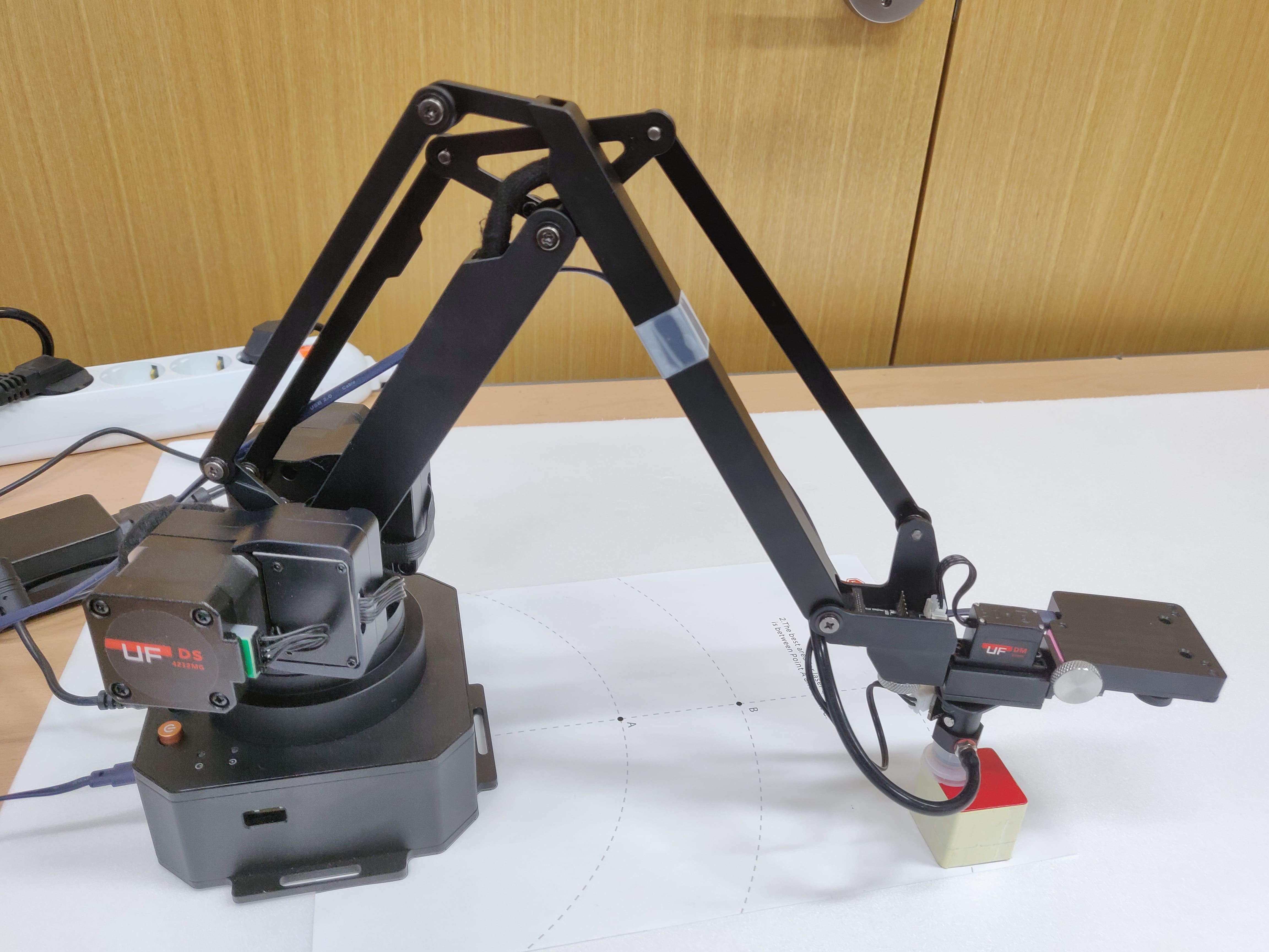 [1907.06884] Deep Reinforcement Learning Based Robot Arm Manipulation with Efficient Training ...